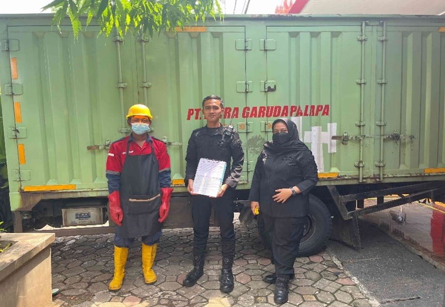 Mengenal Limbah B3 oleh PT. Mitra Garuda Palapa - PT MGP Mengenal Limbah B3 oleh PT. Mitra Garuda Palapa - PT MGP